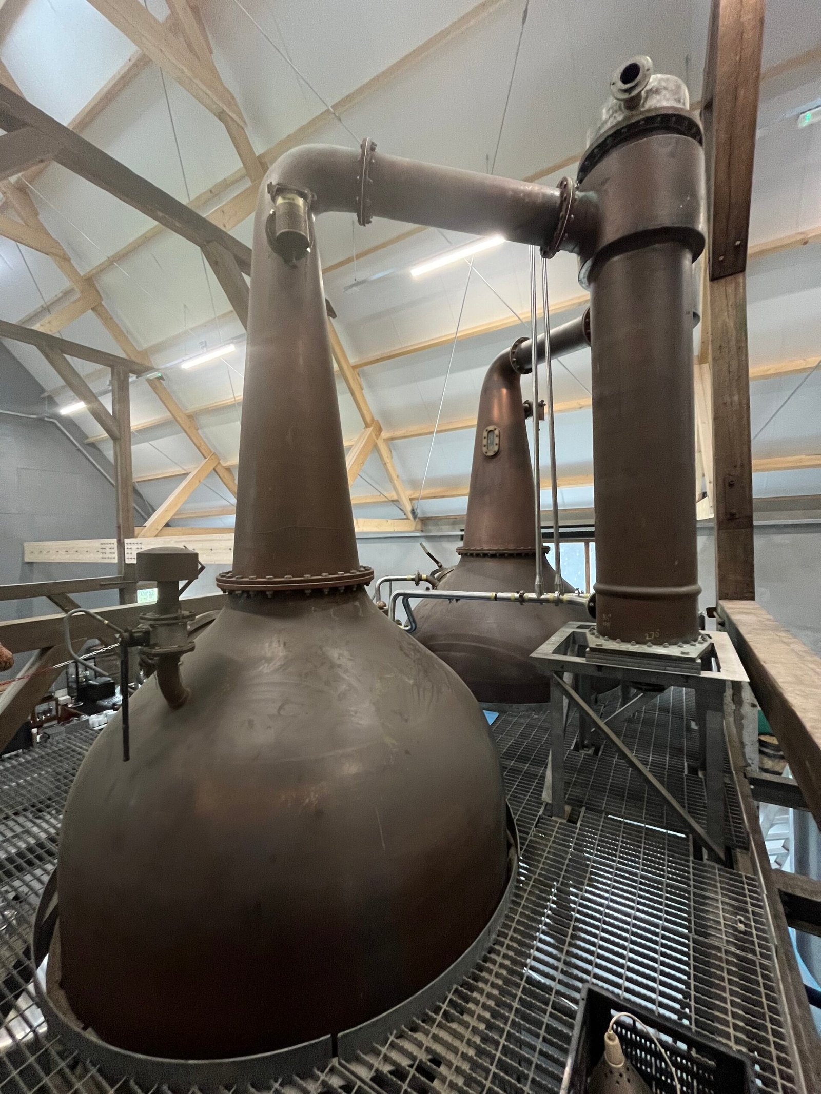 Whisky bij Cley distillerie - Whiskyjongens